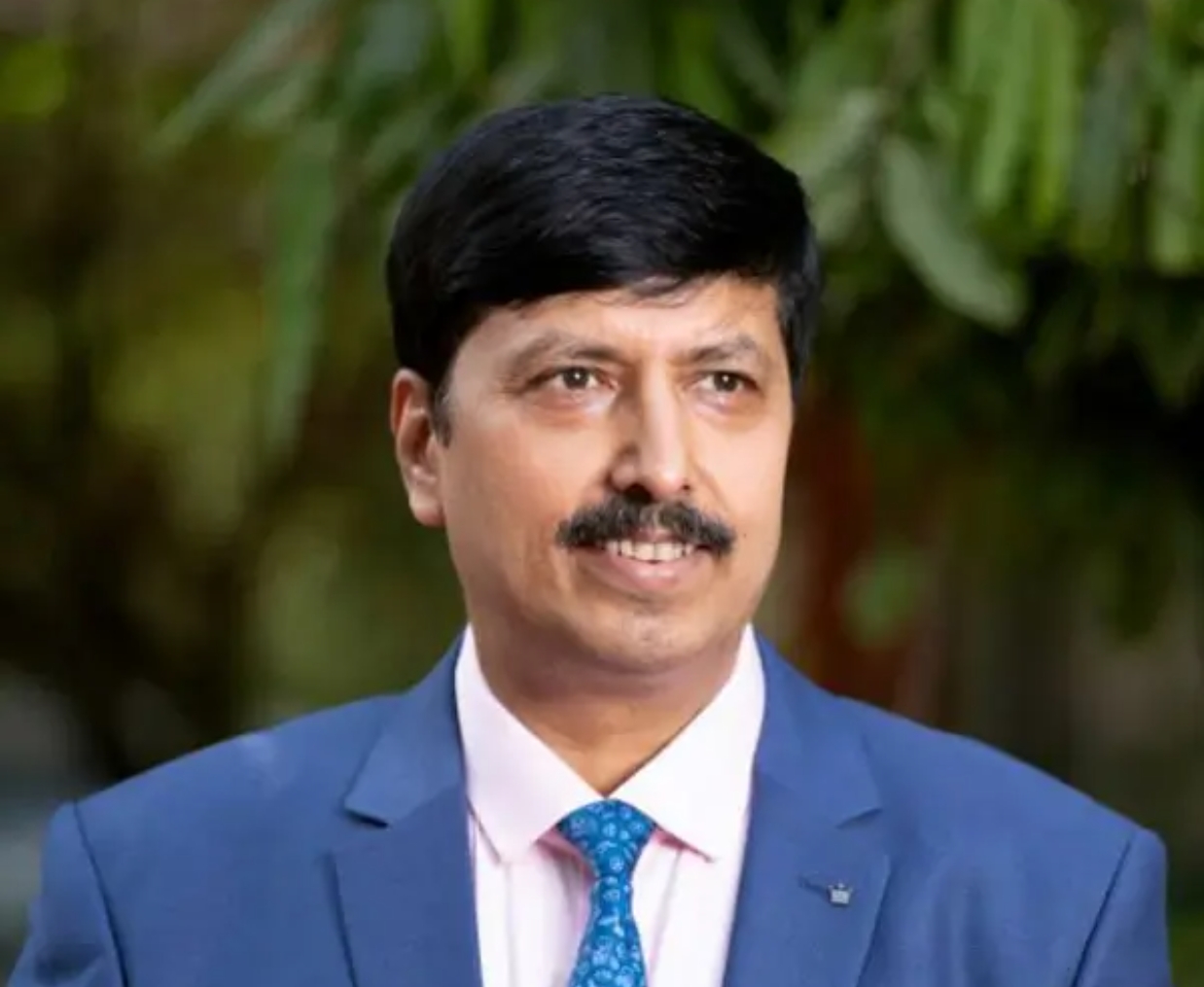 Manoj Kumar Das takes charge as new Chief Secretary of Gujarat - THE ...