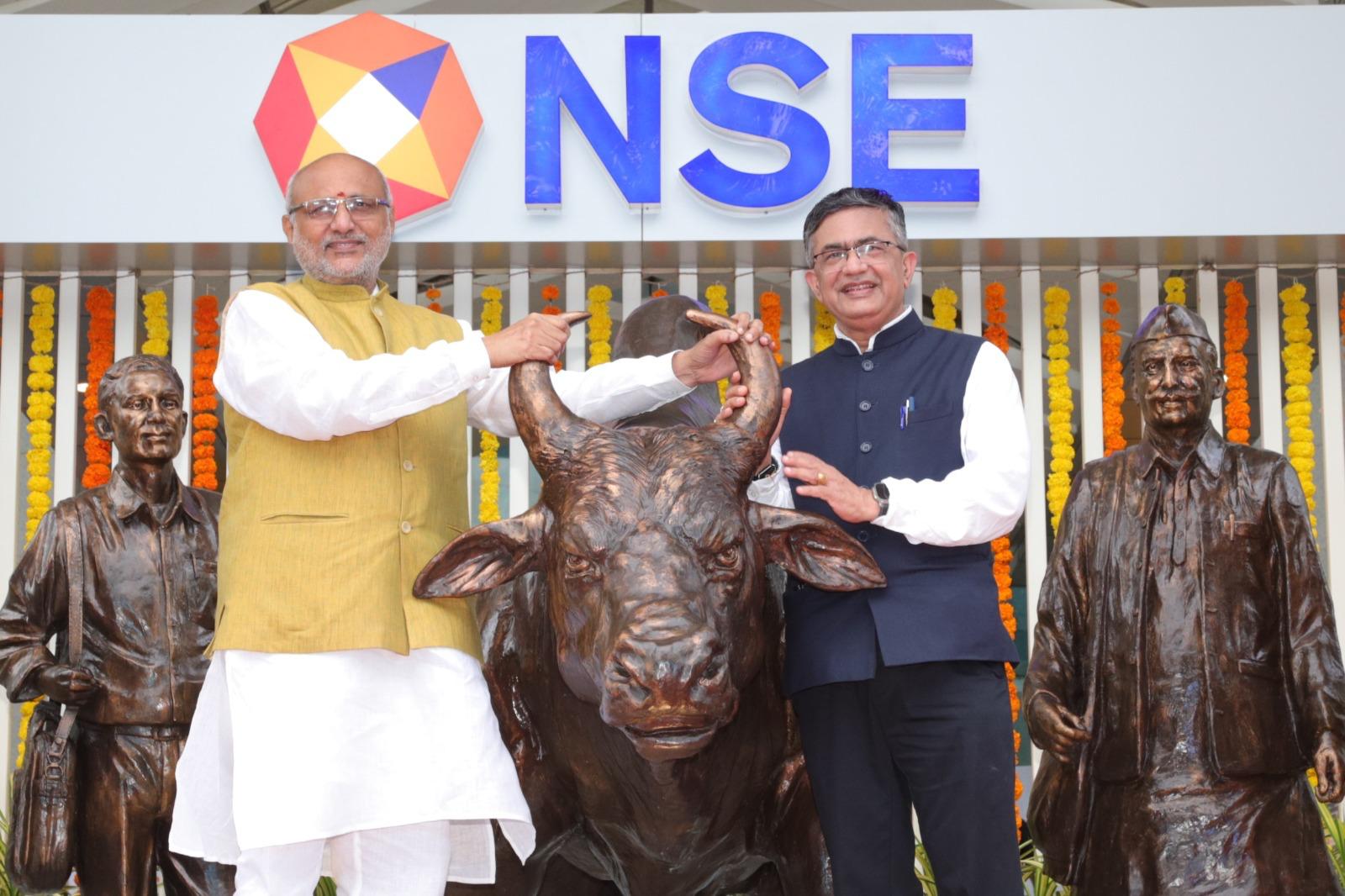 Maharashtra Guv inaugurates iconic statue of NSE Bull - THE NEWSMAN OF ...