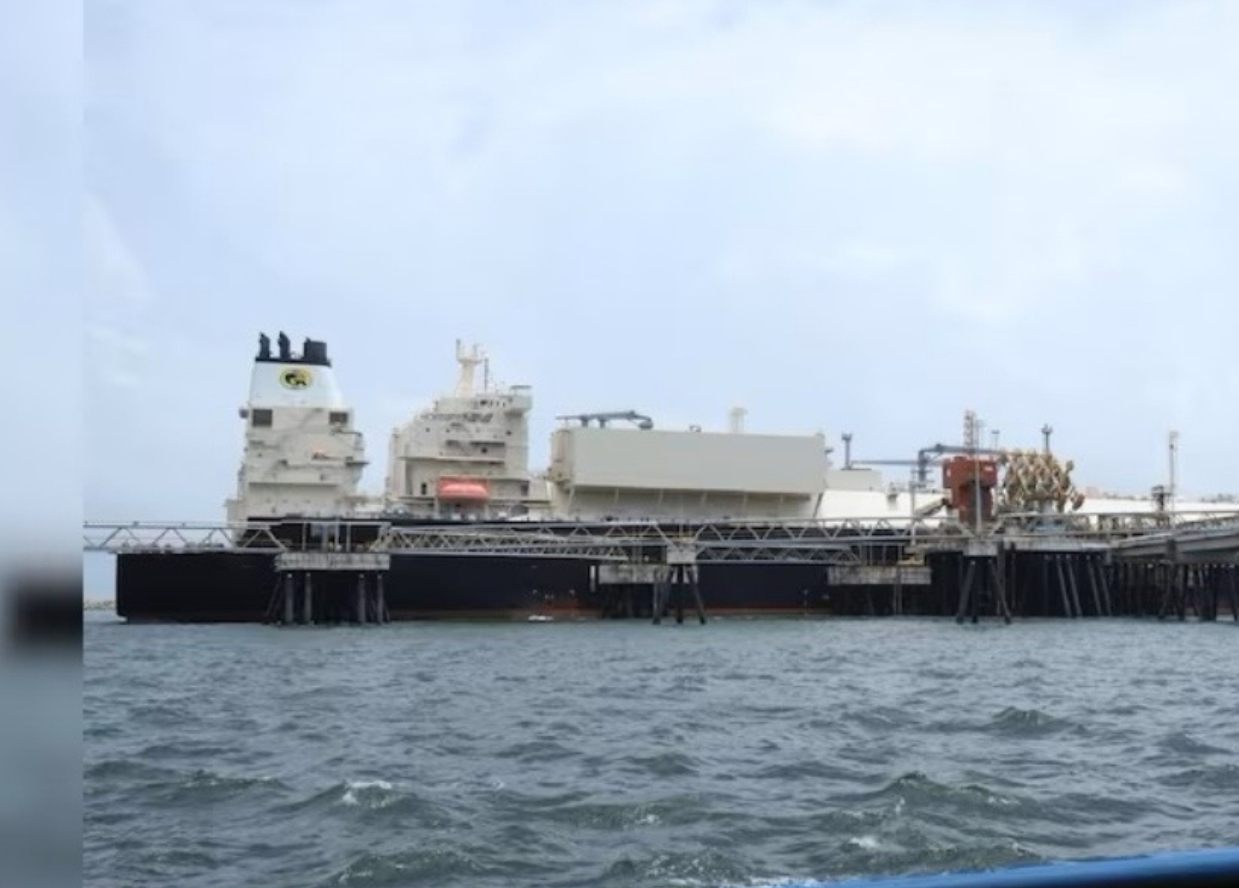 EIL Completes Dabhol Breakwater for GAIL, Making LNG Terminal All ...
